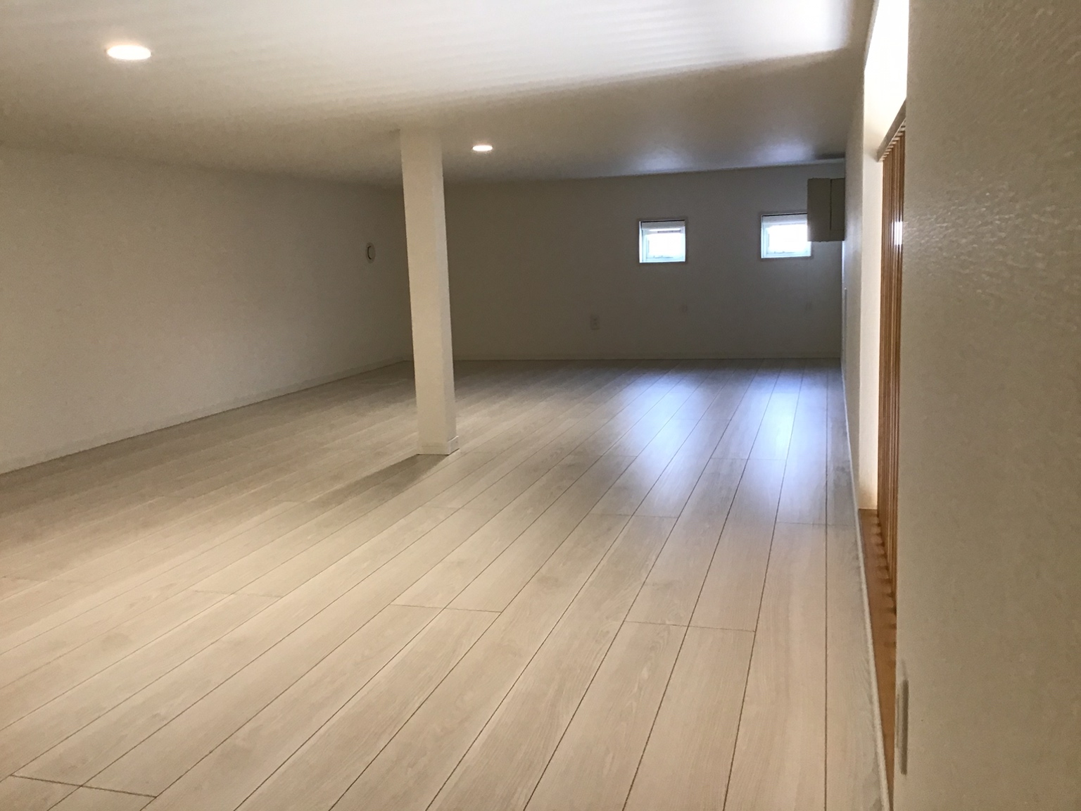 広々26畳のLDKと開放感のある吹抜け＆屋根裏収納、軽井沢の家ラグジュアリー - 株式会社ヒノキヤグループ パパまるハウス/オフィシャルサイト